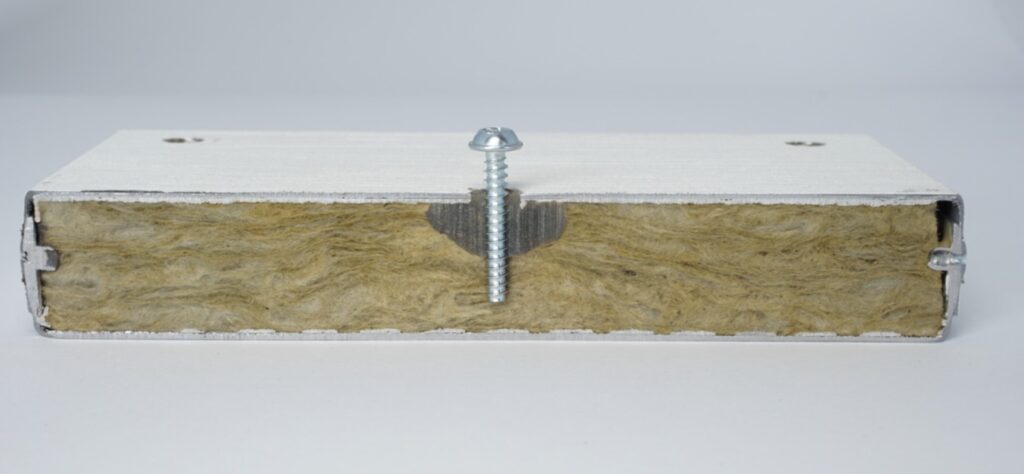 Automatisierte Polymer-Inserts als Befestigungspunkte für Leichtbau ...